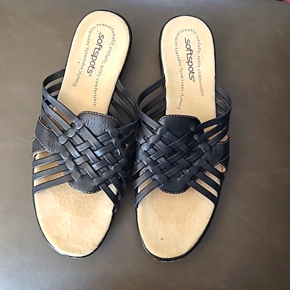 Softspots | Shoes | Soft Spots Leather Sandals Memory Foam 95 Euc ...
